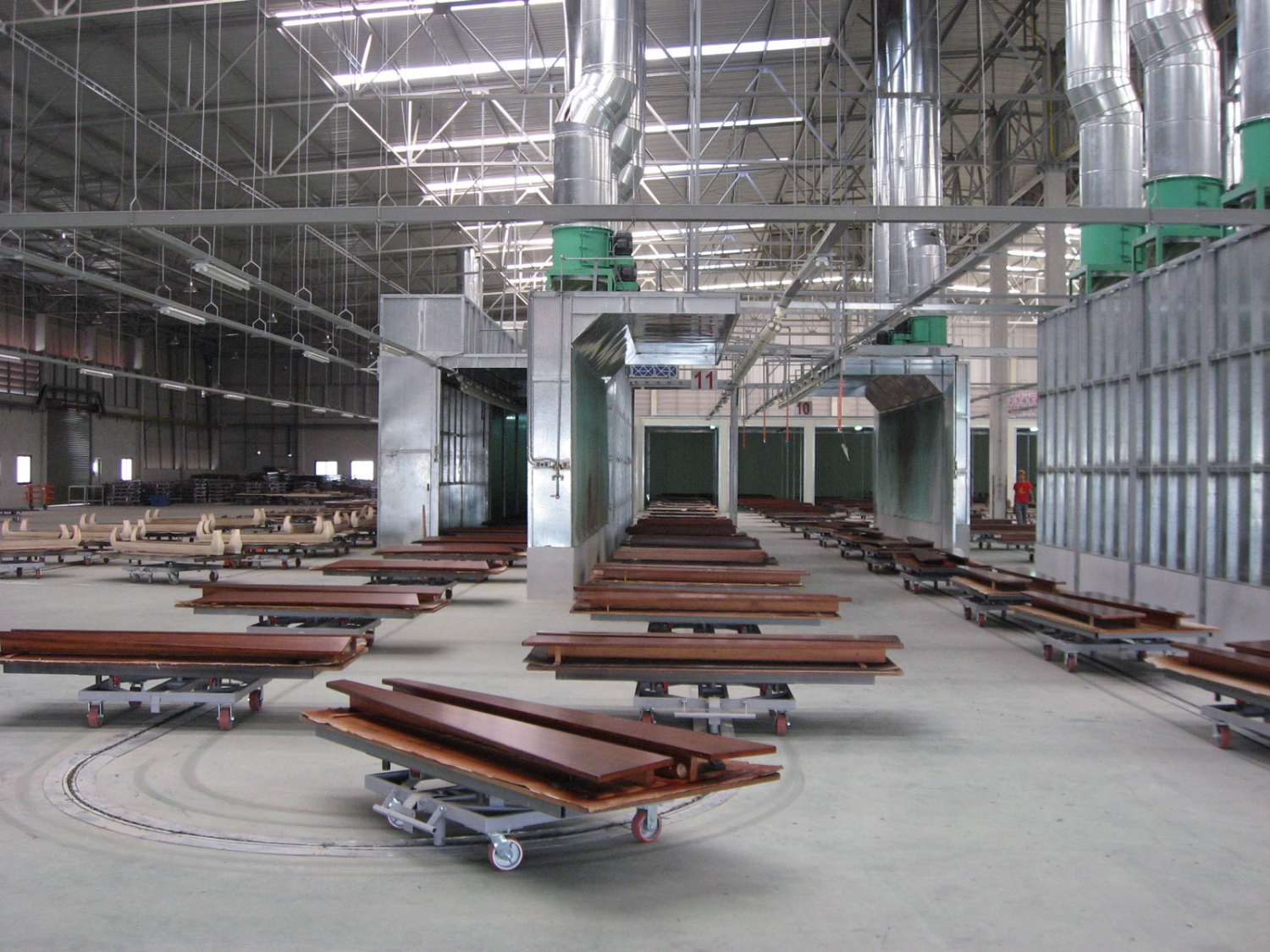 Factories - HAUFEN® Wooden Windows